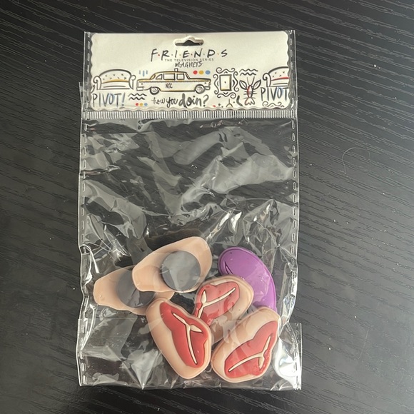culturefly | Other | Friends Magnet Set | Poshmark